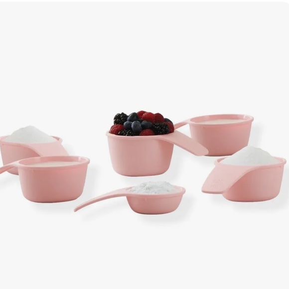 Tupperware | Kitchen | Tupperware Measuring Cups | Poshmark